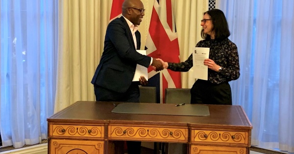 UUKi and Mitacs sign renewed agreement to continue providing ...
